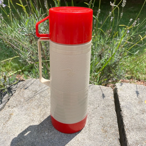 Dining | Vintage Usa Aladdin Dura Clad Thermos Vacuum Bottle Red | Poshmark